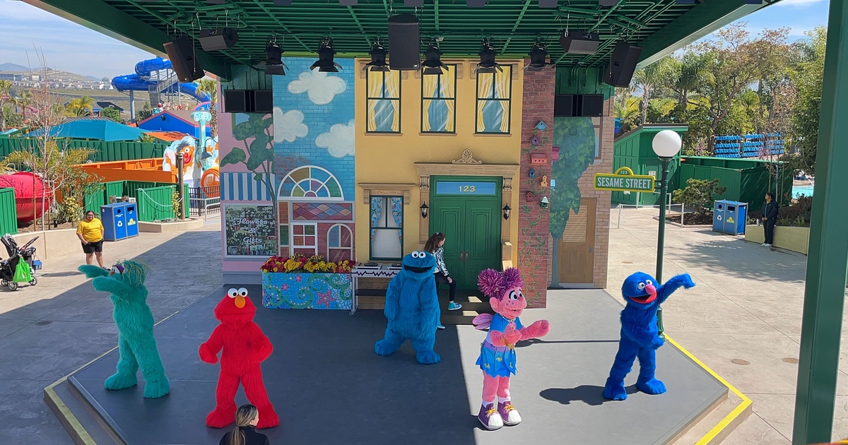 Sesame Street Theater @ Sesame Place San Diego | Open Coaster